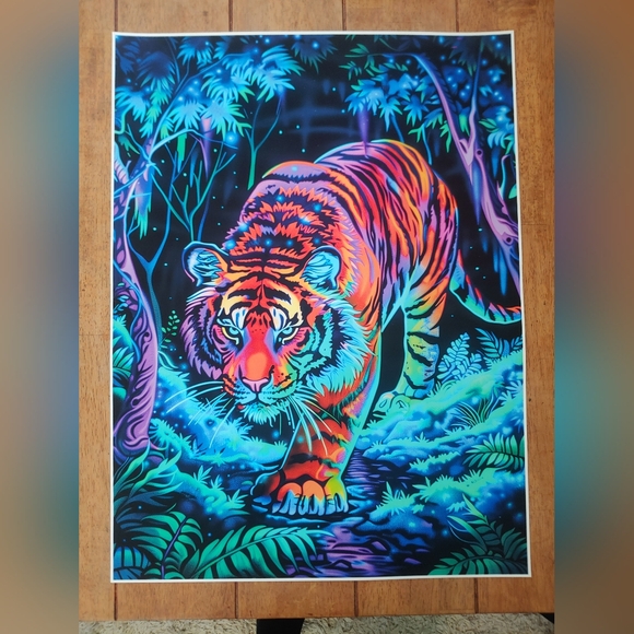 3DvoPrinting | Wall Decor | Tiger In Woods Neon Blacklight Poster ...